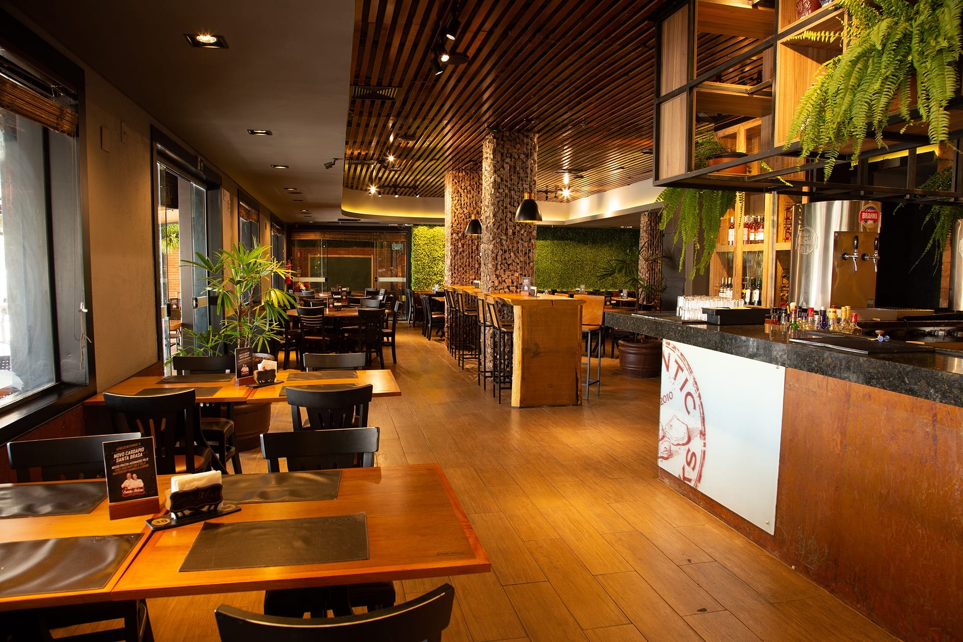 Santa Brasa Choperia e Restaurante - Visite Uberaba